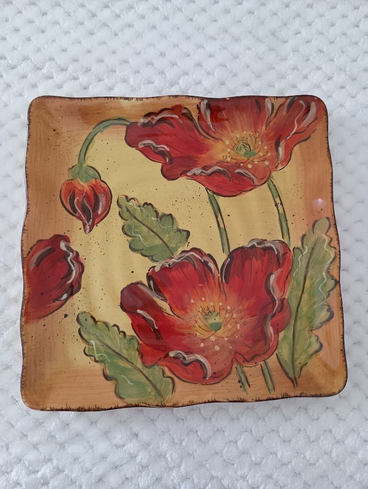 Through the Generations | Maxcera “Poppy Splatter” Floral Plate